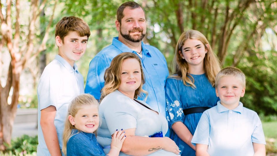 Fundraiser for Taylor Holmes by Sheila Reynolds : Seth Winkler