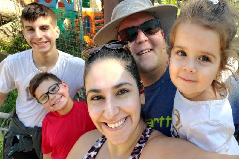 Fundraiser by Jeanette Burrow : Help support our family!