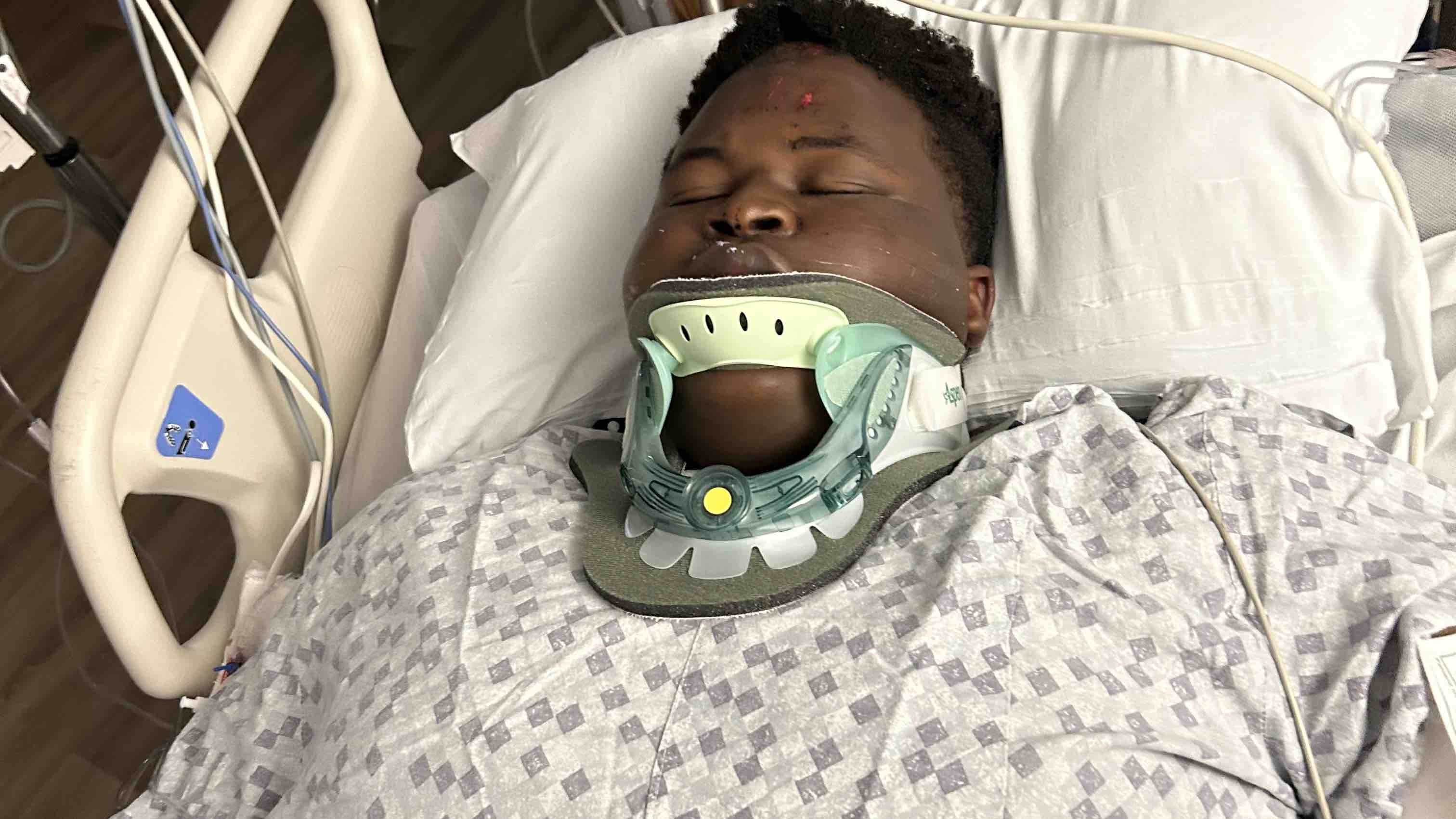 Fundraiser by Jayla Washington : Help 16 year old athlete back on his feet!