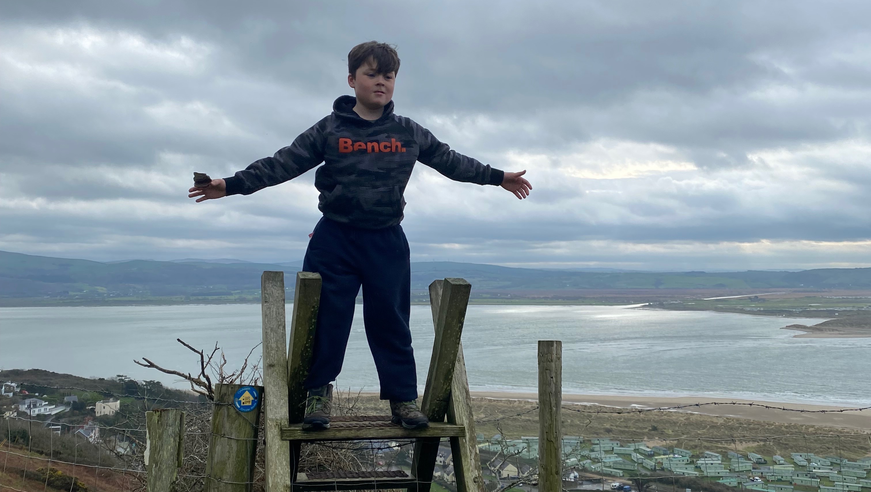Fundraiser by Lucy Campbell : Nate’s Snowdon climb for Dementia