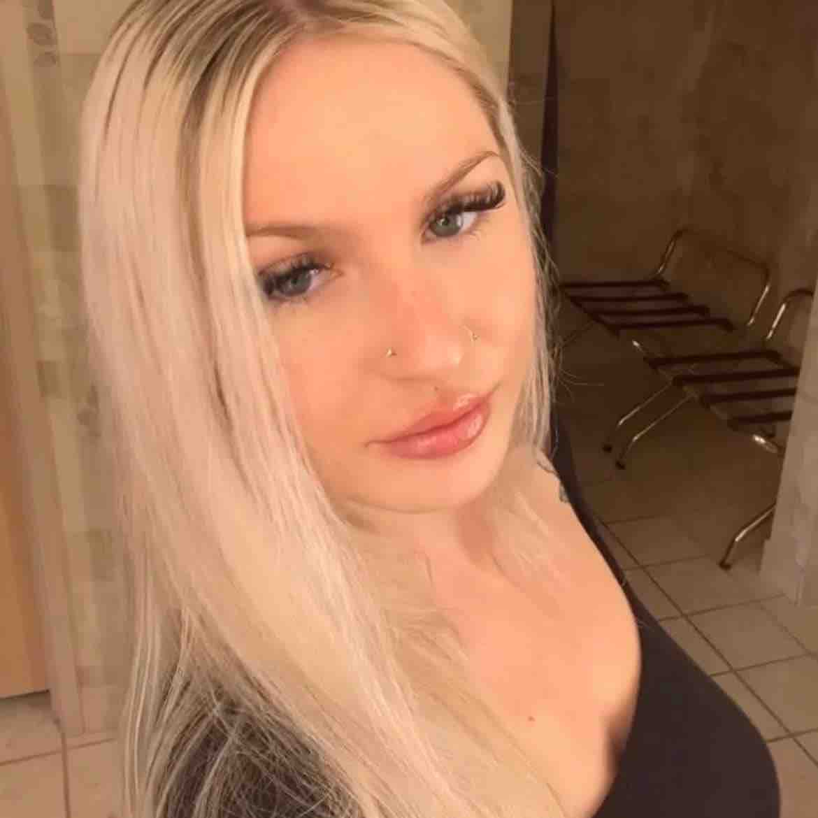 Fundraiser for Samantha Hardwick by Lilarose Nawrot : Sam’s Medical Help