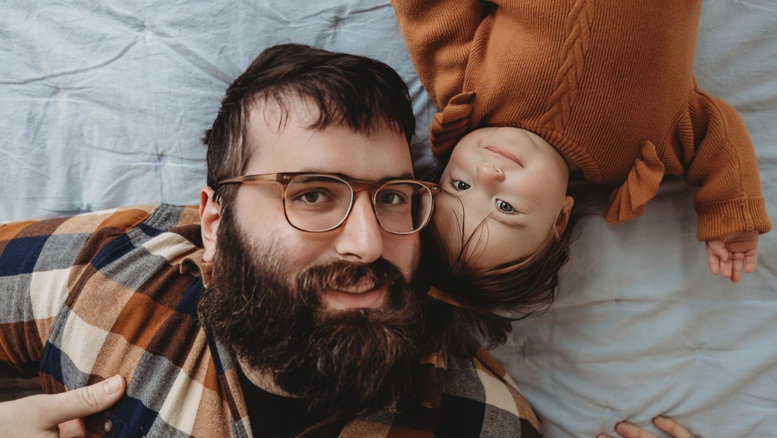 Fundraiser for Hannah Loewe by Lily Tsou : Medical Care for Dan