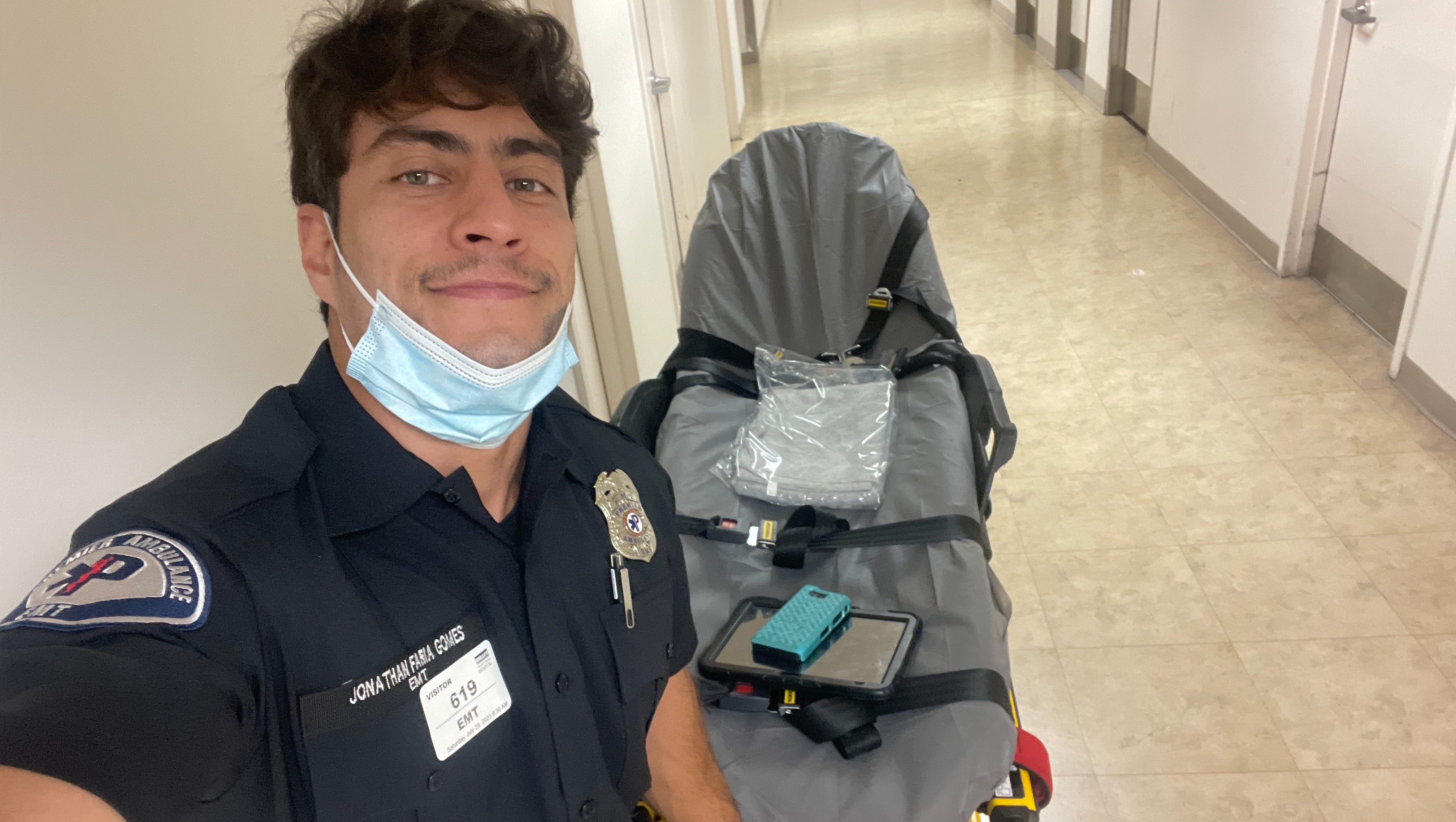 Fundraiser by Jonathan Faria Gomes : Please help me become a PARAMEDIC