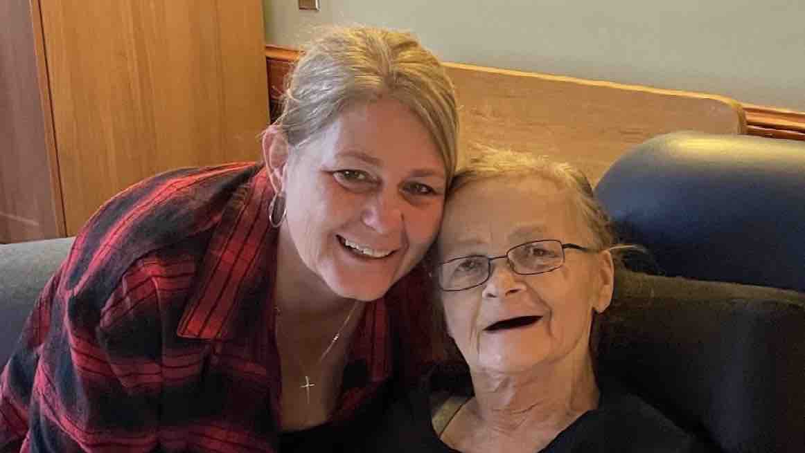 Fundraiser by Cynthia Lester : Funeral and burial expenses for Cherie