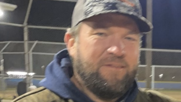 Fundraiser by Cassie Stutzman : Aaron Freeman and his family with ...