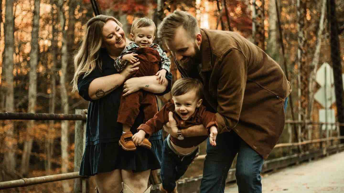 Fundraiser by Moriah Griffin : Support the Lunsford Family