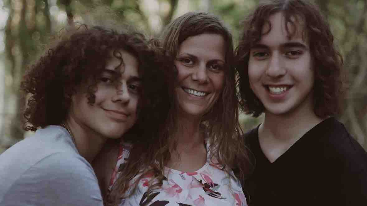 Fundraiser by Sara Short : Robyn Needs Our Help