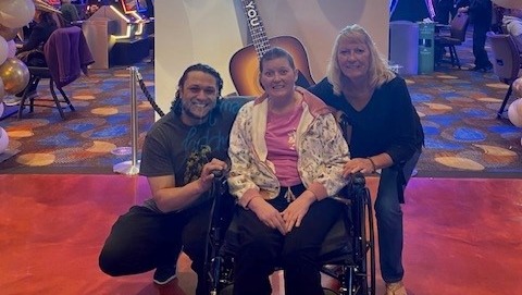 Fundraiser for Linda Dralle by Andrea De La Cruz : Lisa Chartrand