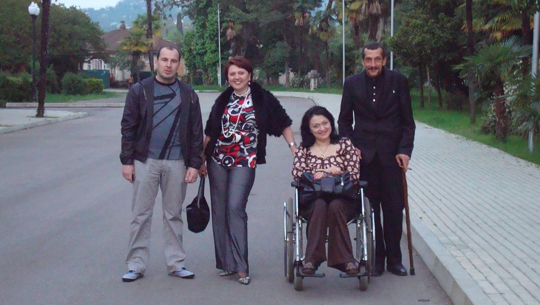 Fundraiser by Natalia Otasevic : Please help my childhood friend, Inga.