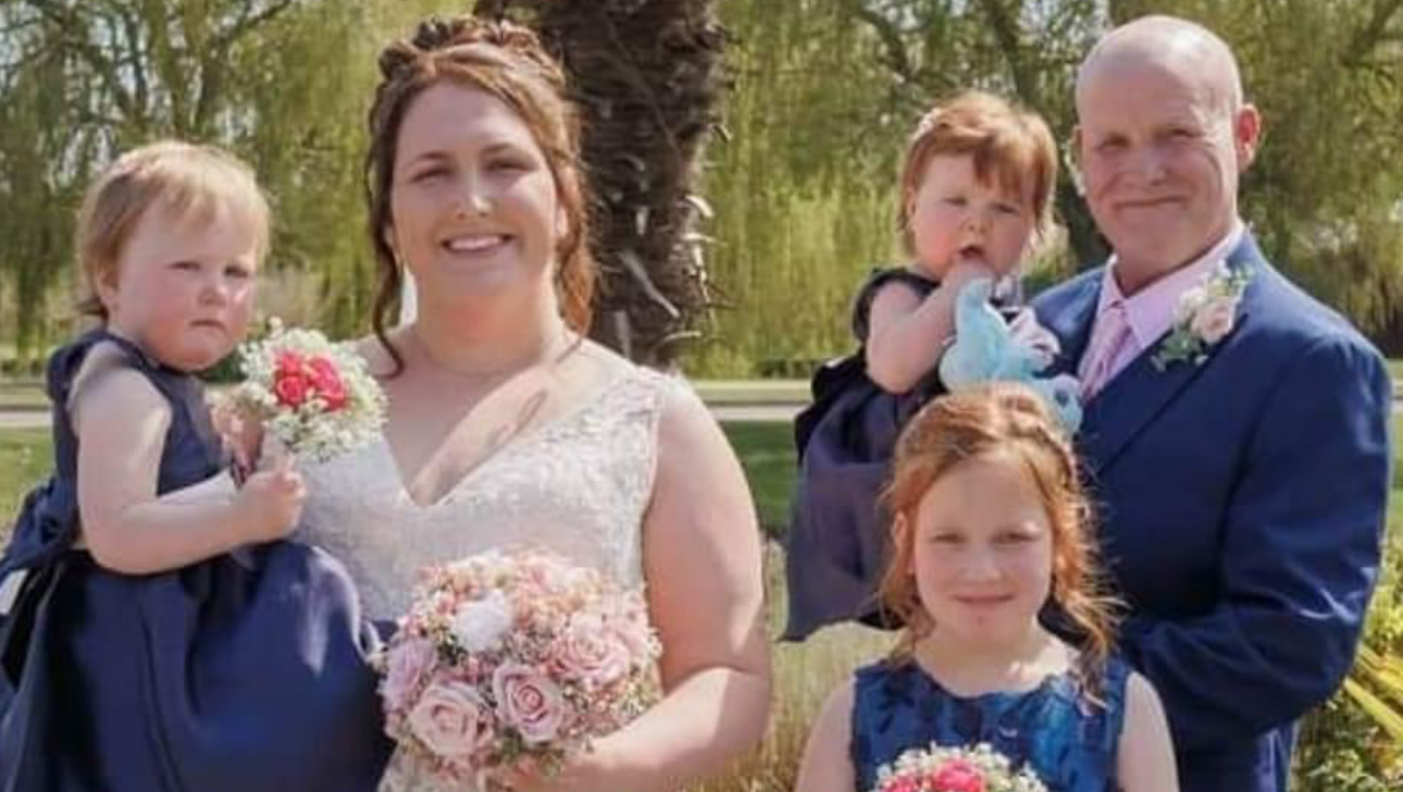 Fundraiser by Kaitlin Barlow : Laura Barlow