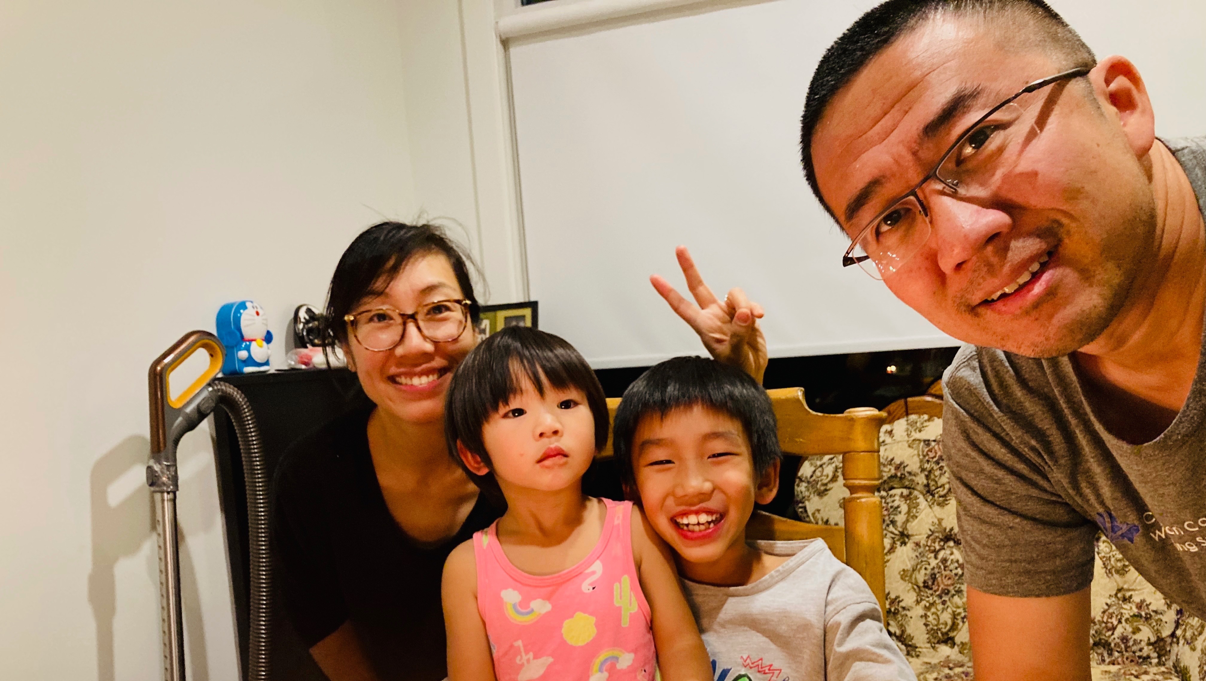 Fundraiser for Rong Yan by Vicky Falk : Helping the Fang Family