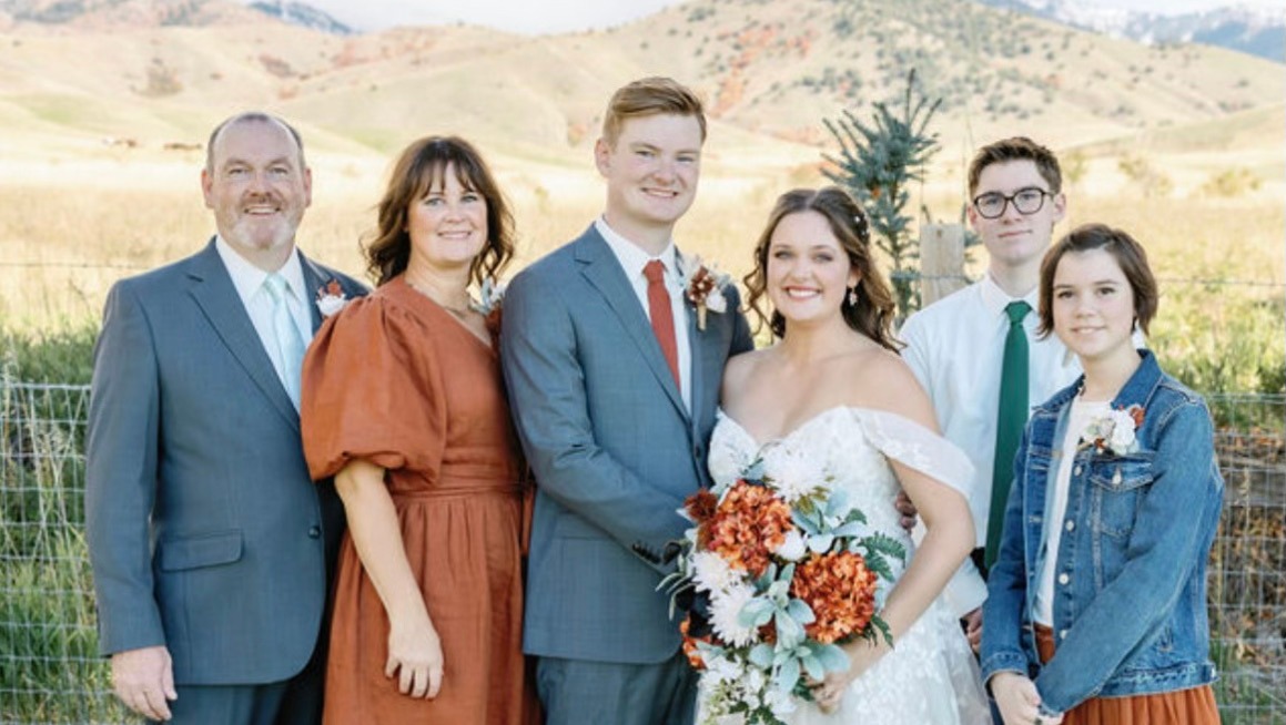 Fundraiser for Kimberly Cluff by Mikaela Fisher : Care Like Kim