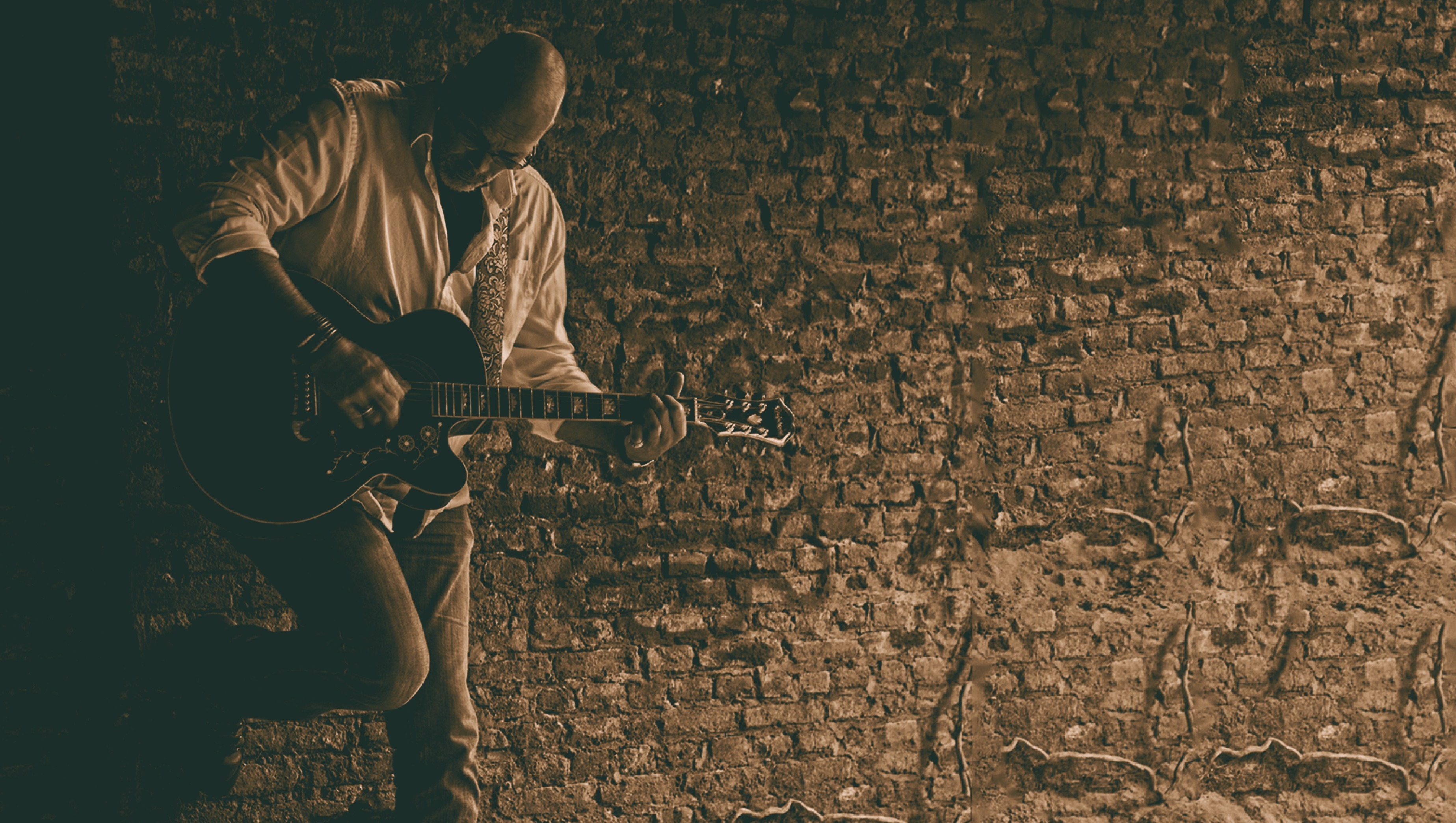 Fundraiser by Rob Hendrikse : Hendrikse - Only The Songs Remain (LP)