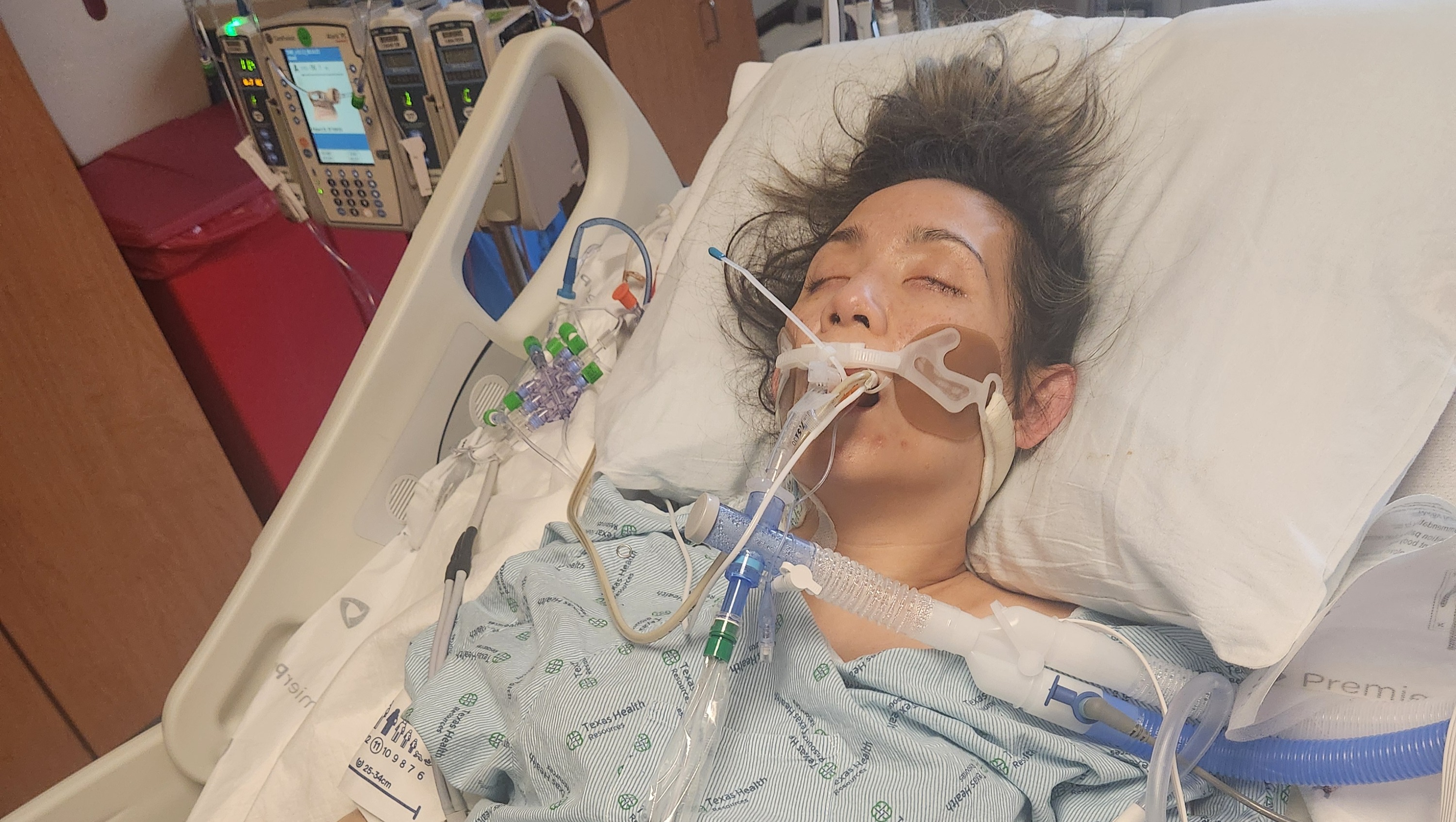 Fundraiser by Jeffrey Clancy : Kelly's Hospital and Medical Bills