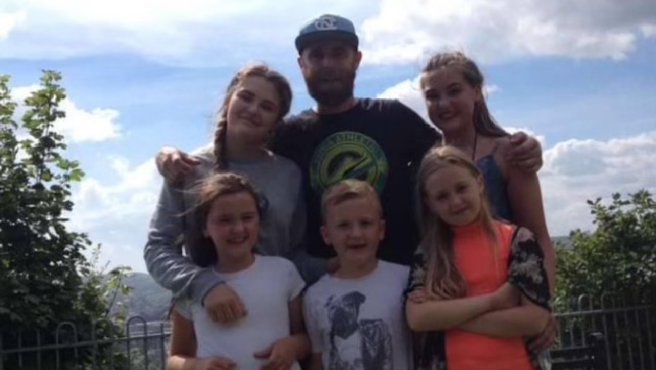 Fundraiser by Tracie Moore : Help the children to get a memorial bench