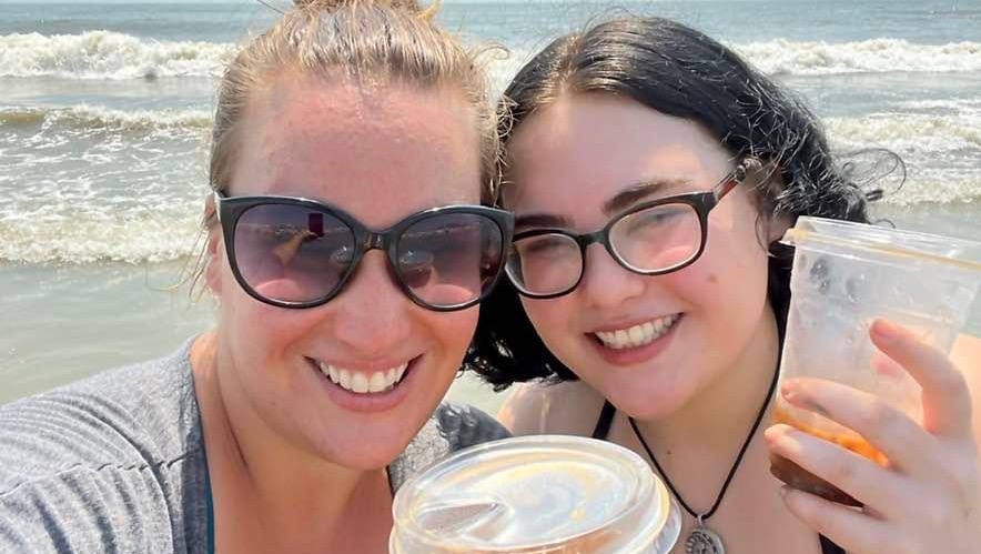 Fundraiser by Maggie Hansen : Alexis Nypower’s fight against lymphoma