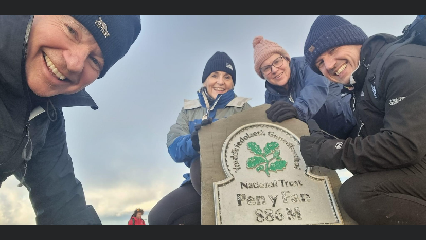 Fundraiser by Leanne Pitt : Mrs Pitt needs your help!