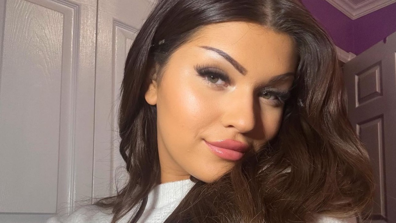 Fundraiser for Maya Kelly by Alyssa Bennett : Maya while in the hospital