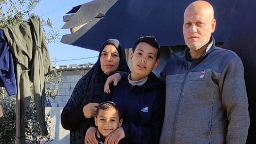Fundraiser by Karam El-loh : Help Raed and His Family recover from War