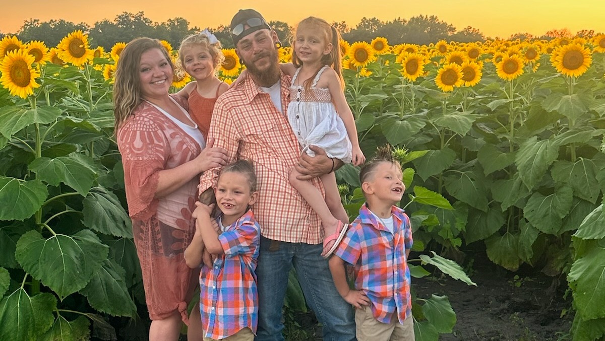 Fundraiser for Kayla Lake by Phillip Gudde : Rob Yates and family with ...