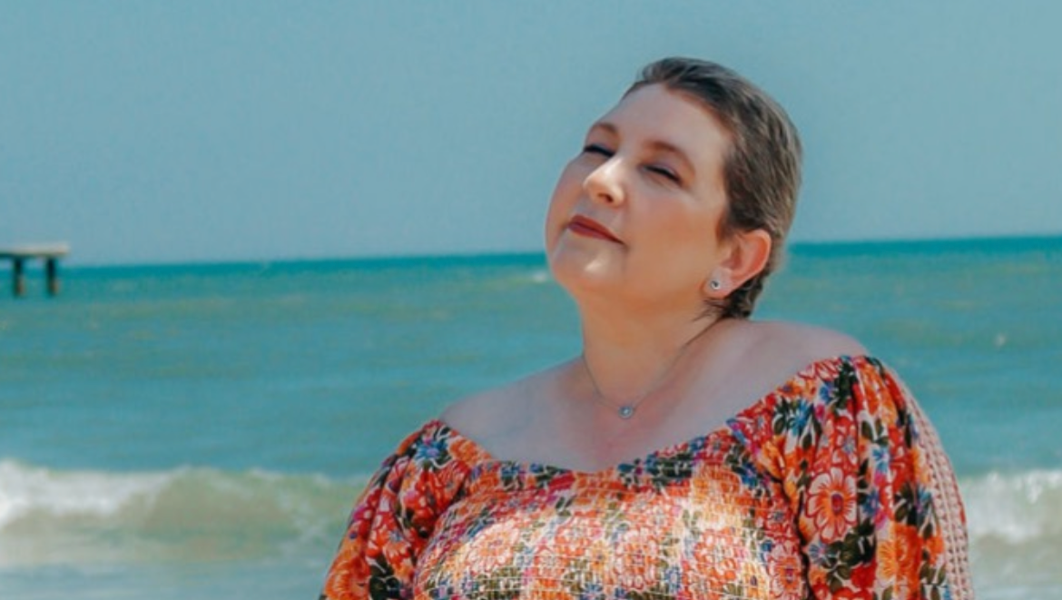 Fundraiser by Adriana Sequeira : Claudia Strong