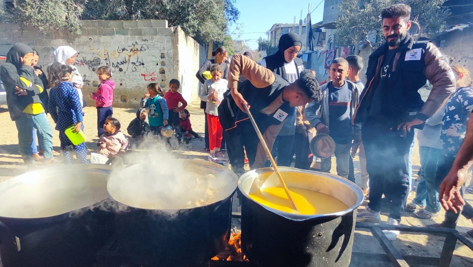 Fundraiser by Nour Issawi : Help feed the starving families in GAZA Rafah