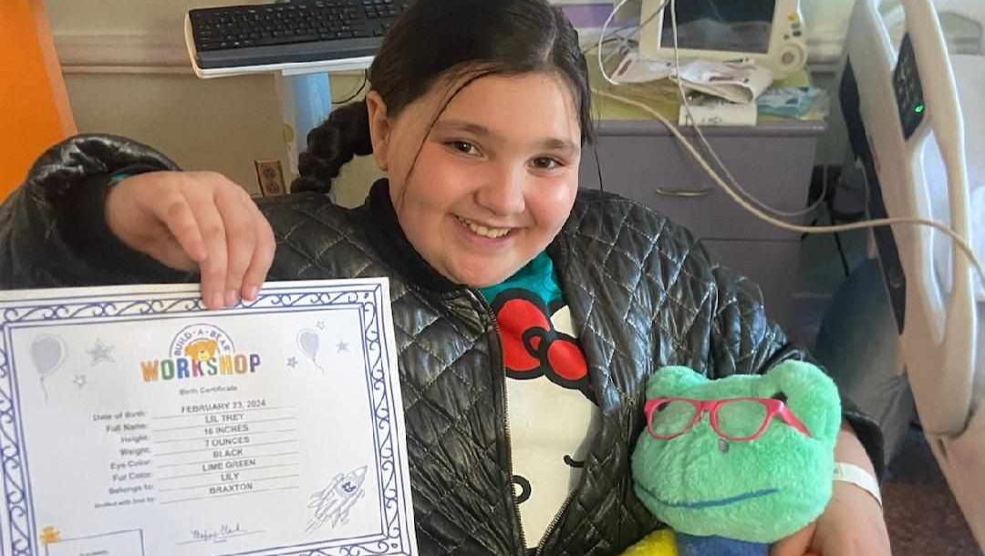 Fundraiser by James Taylor : Help Lilian see her momma.