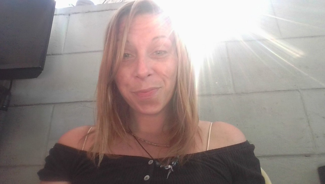 Fundraiser by rebecca riggs : Help molly get her life back together