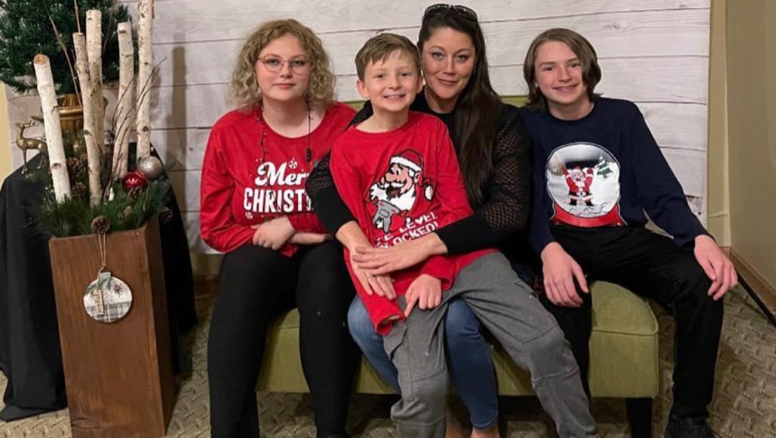 Fundraiser for Brittany Duncan by Crystal Roskamp : Help Brittany kick this tumors butt!