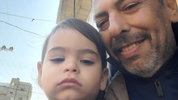 Fundraiser by Mason Hakes : Help Hasan and His Family Evacuate from Gaza
