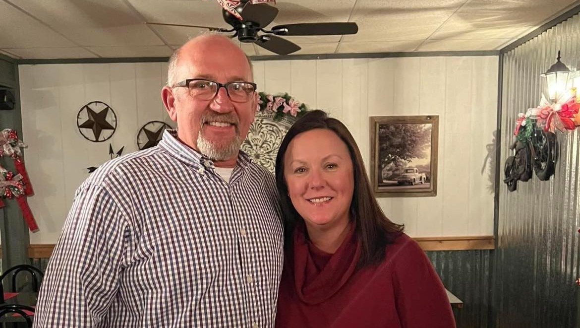 Fundraiser for Kimberly Burns by Taylor Yoder : Kym and Troy rebuild ...