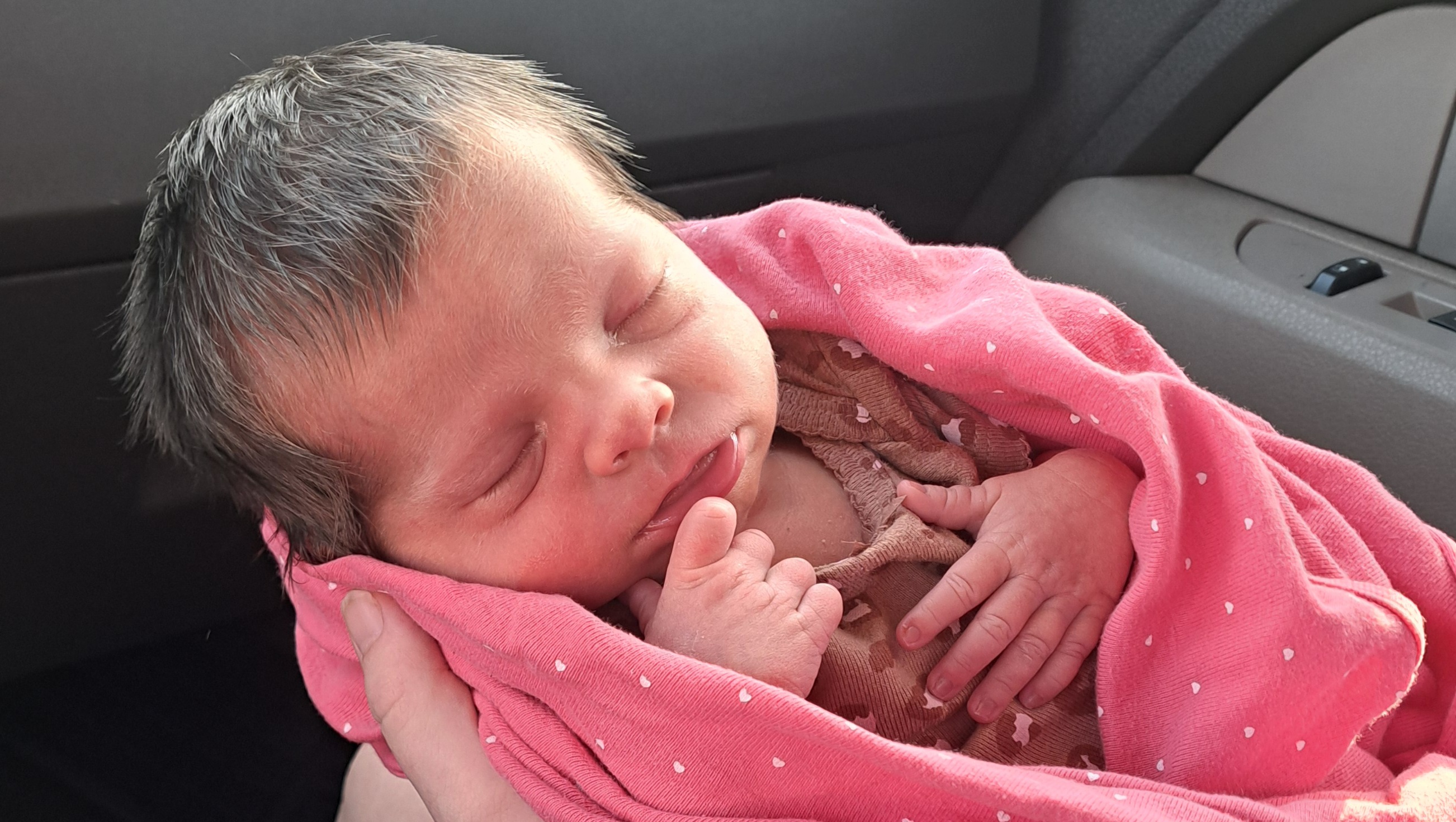 Fundraiser by Geana Broadus : Mother of five...