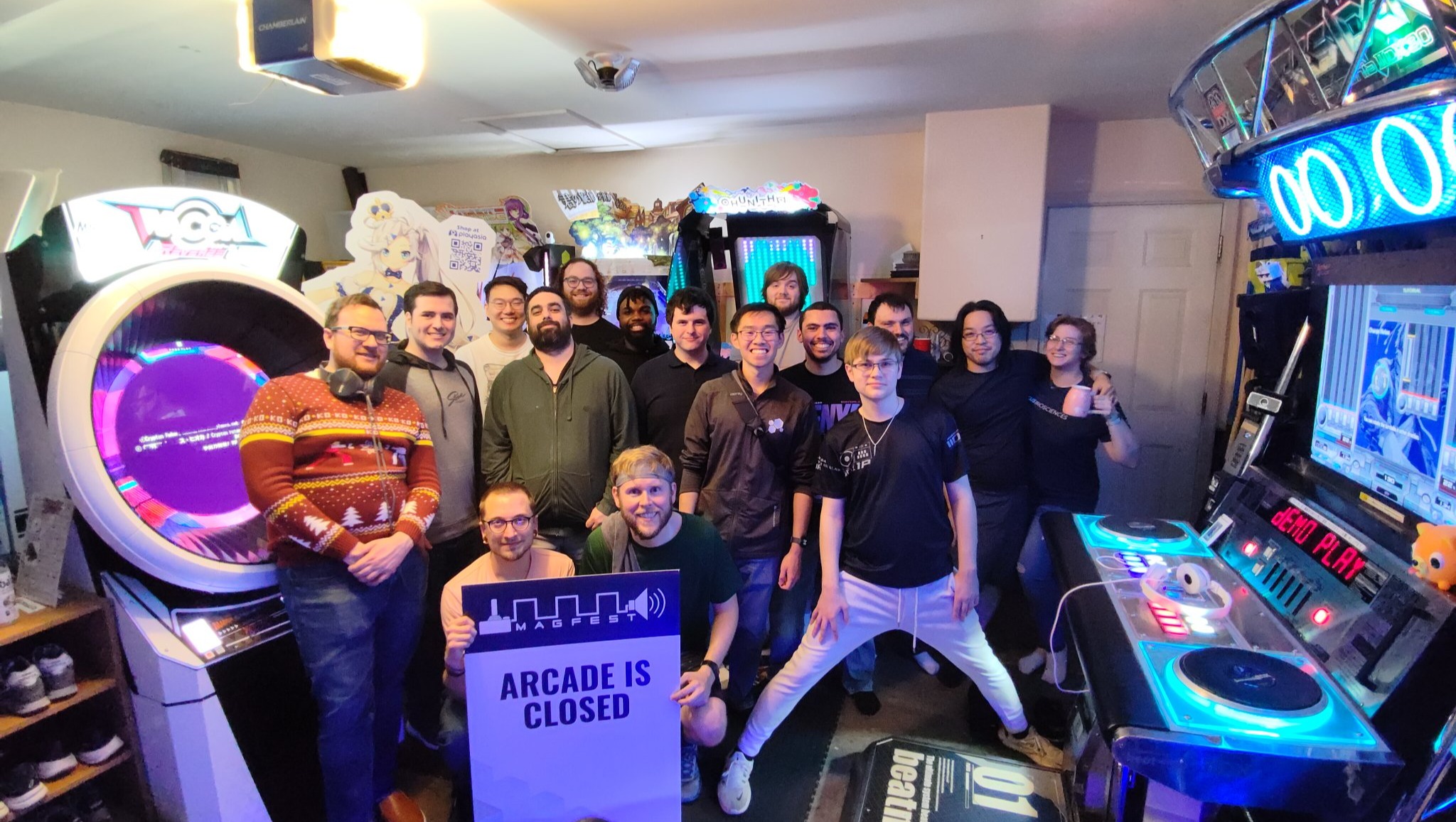 Fundraiser by Robert Hoang : Help Xepher Arcade Move To A New Home