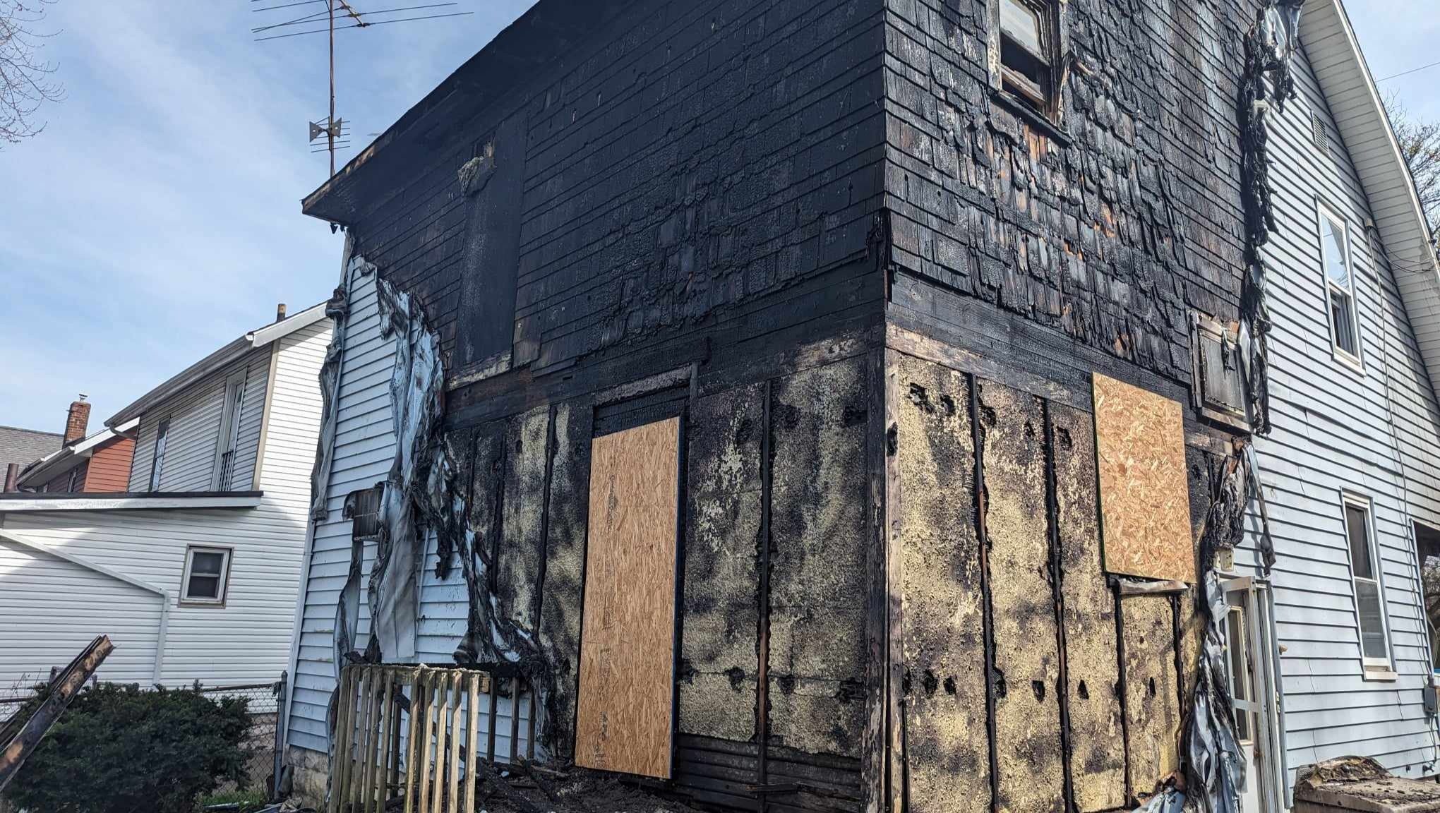 Fundraiser for Daniel Gill by Dolores Gill : Danny's house fire