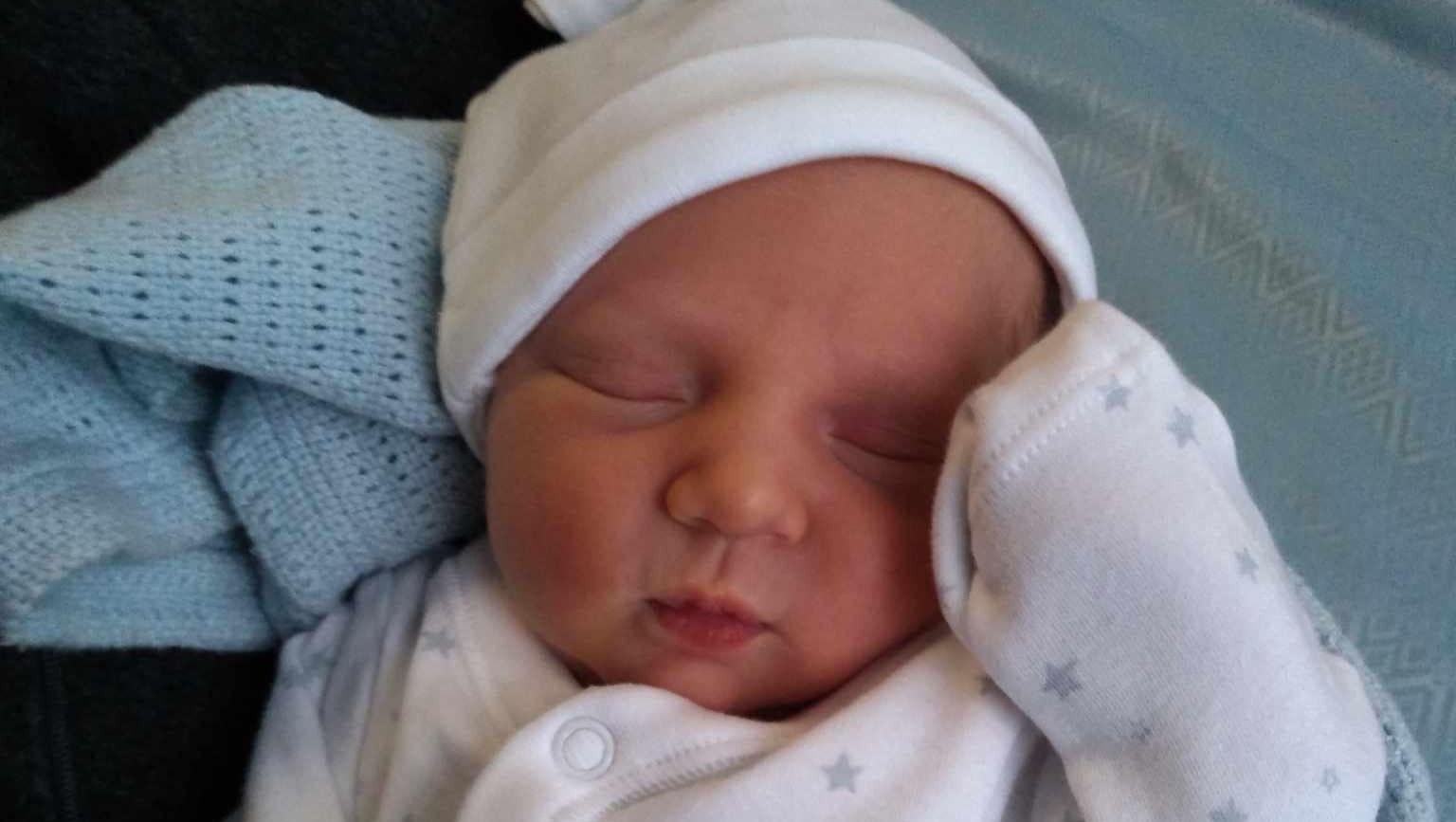 Fundraiser for Kelly Ruscoe by rachel scurlock : Kelly and baby Arthur x