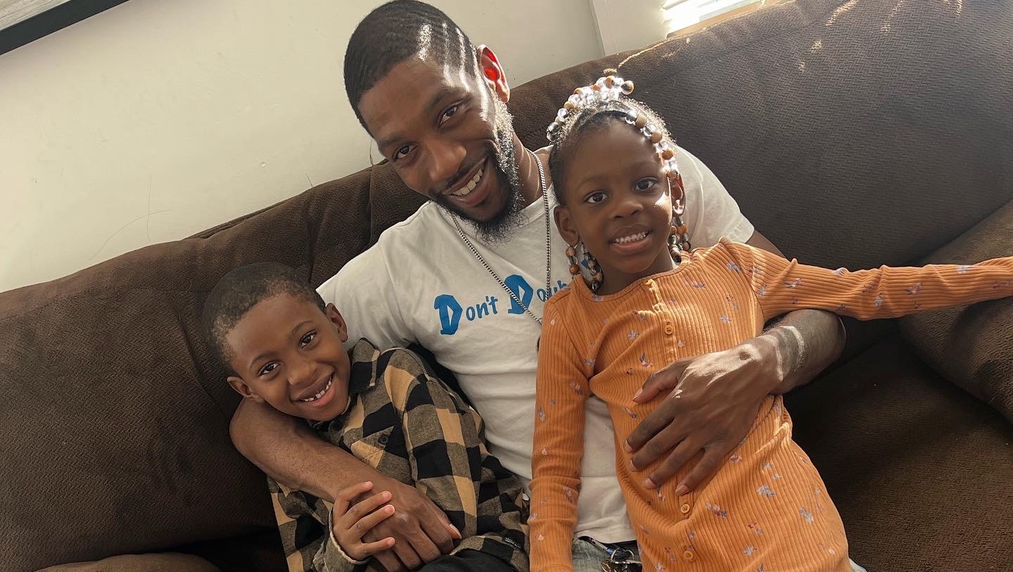 Fundraiser by Rasheen Thomas : Help with bills anything could help