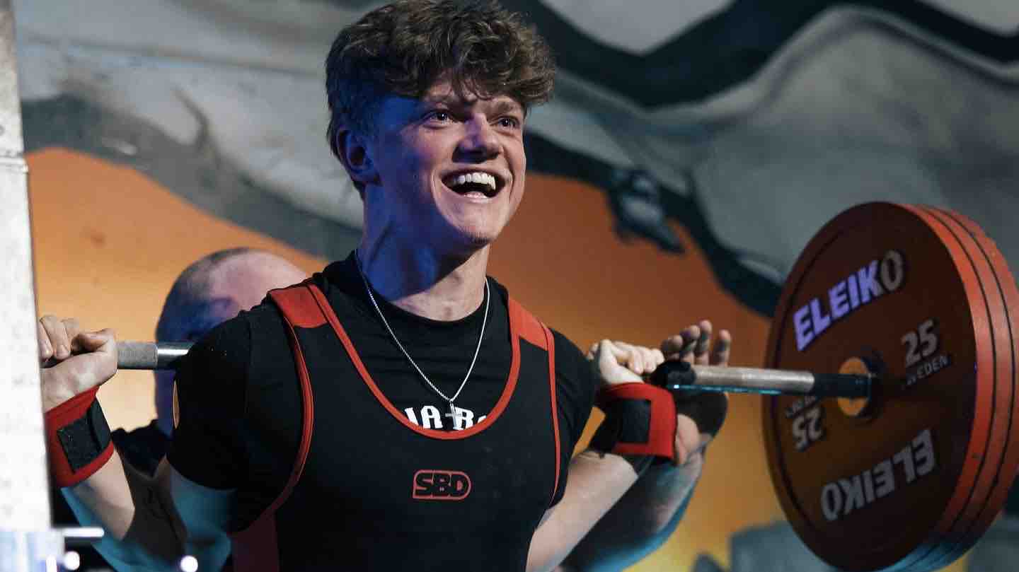 Fundraiser for Eryn Cook by Ryan Semkiw : Help Ryan powerlift at worlds ...