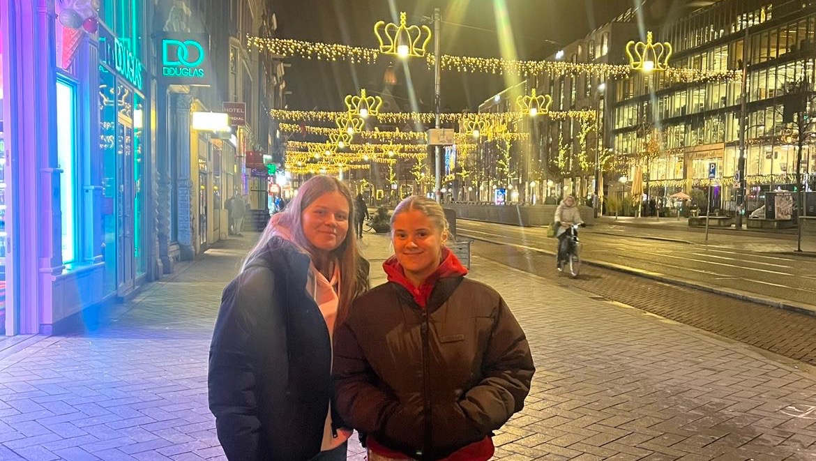 Fundraiser by Izzy Ellis : Jade & Izzy take on the Chester’s half marathon