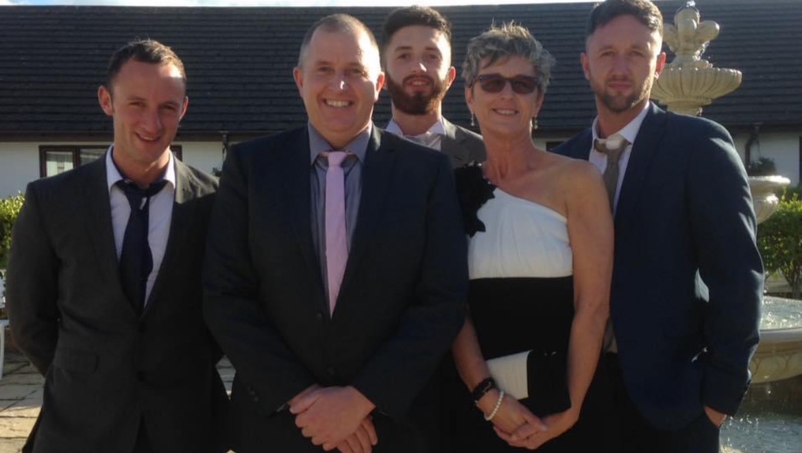 Fundraiser by Jay Harding : Danny and Jordan shave off!