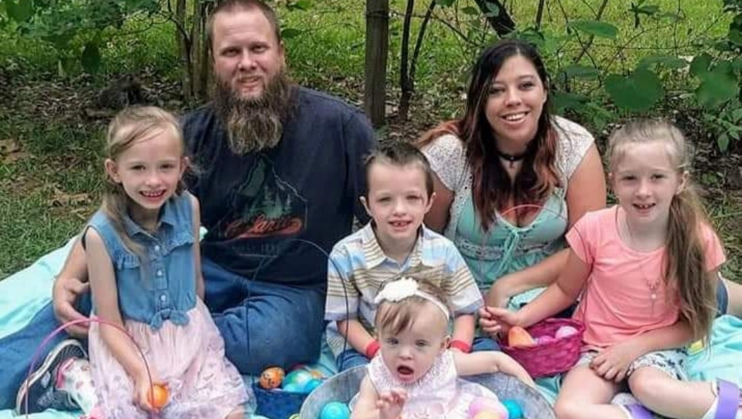 Fundraiser for Keith Fry by Mariah Mobley : Shayli Fry & Belinda Linton ...