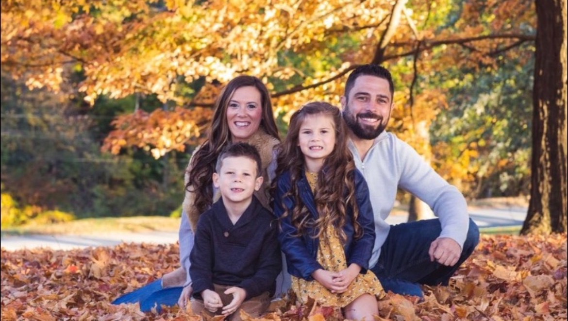 Fundraiser for Lindsay Mangan by Jeff Linn : Ted Mangan & Family