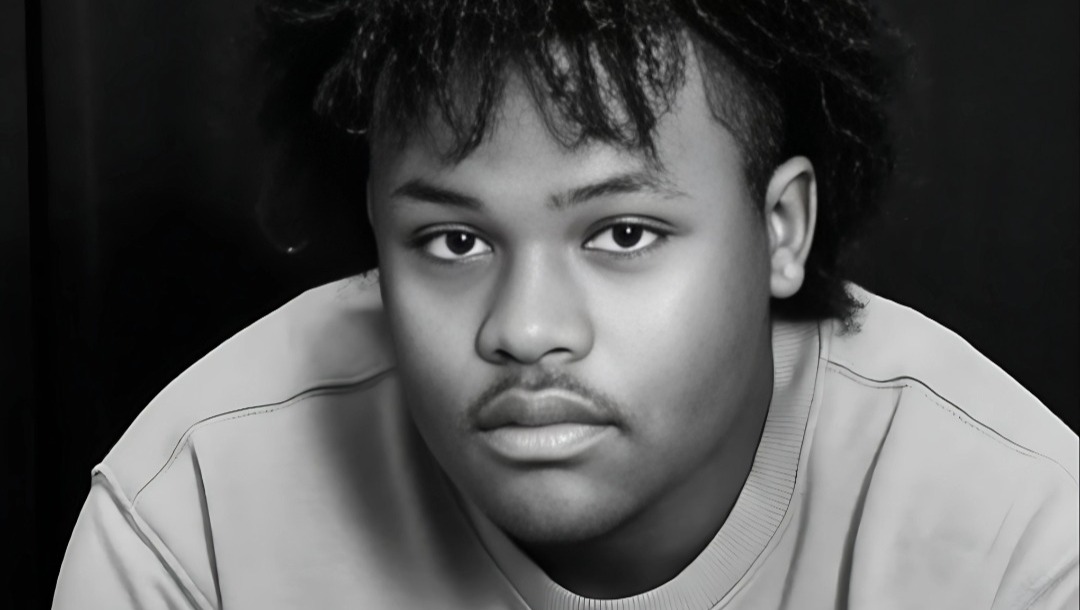 Fundraiser by Jarrett Davis : Finish The EP(Extended Play)