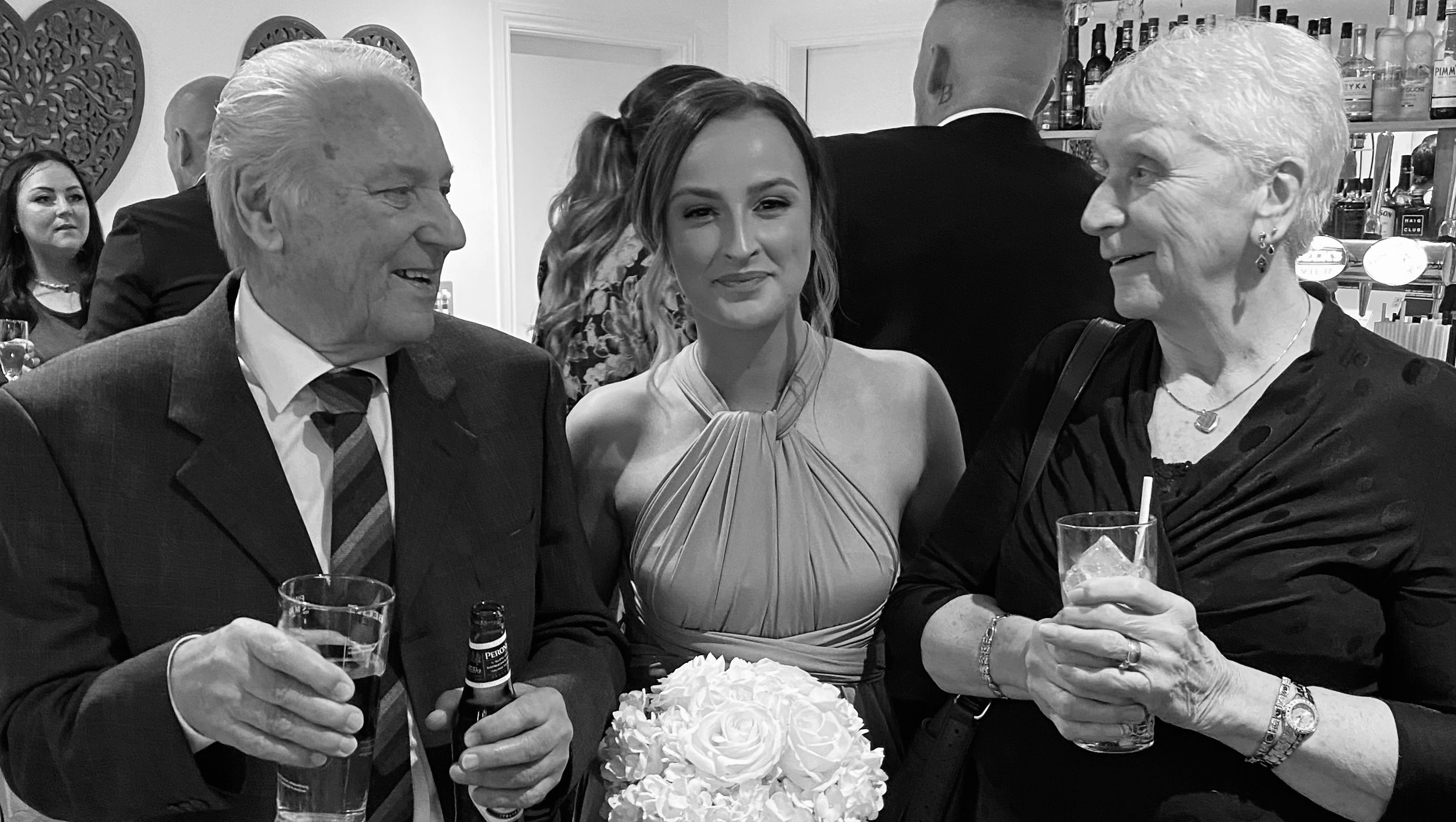 Fundraiser by Chloe Sumner : Skydive for Alzheimer’s