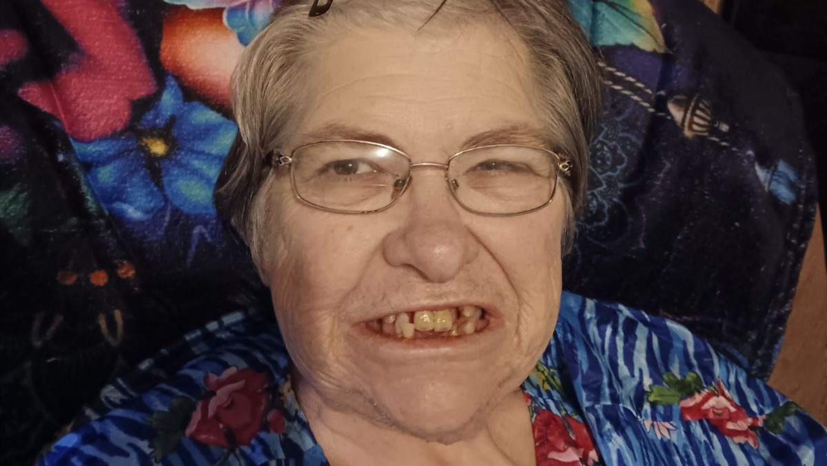 Fundraiser by Morgan Jones : Help Deborah Smile Again