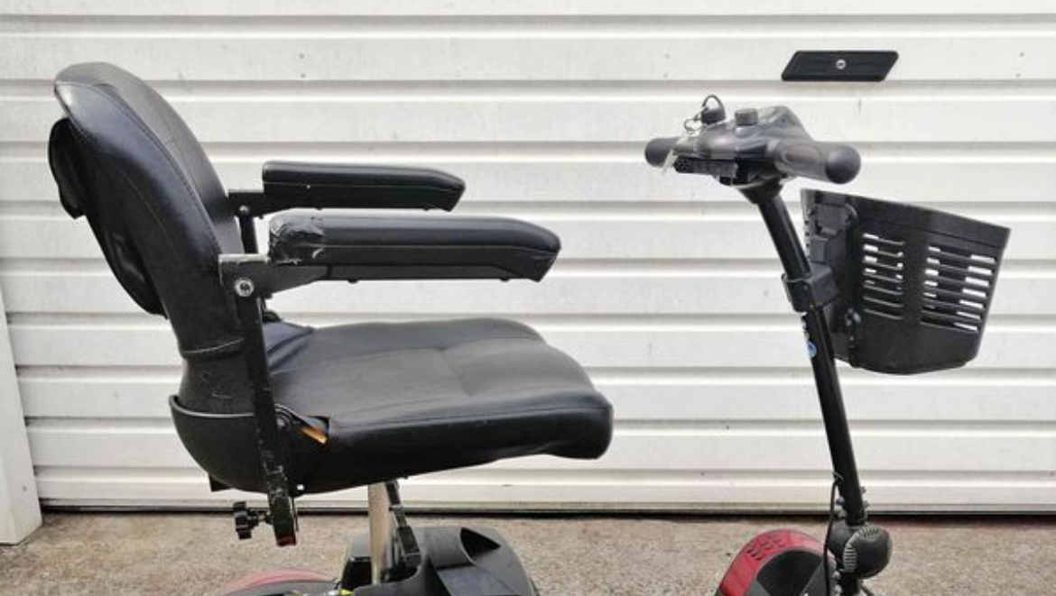 Fundraiser by David Boam : Let’s get Thomas moving again.