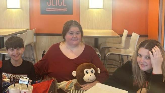 Fundraiser for Cara Rector by Ashley Woods : Help with Candi's memorial