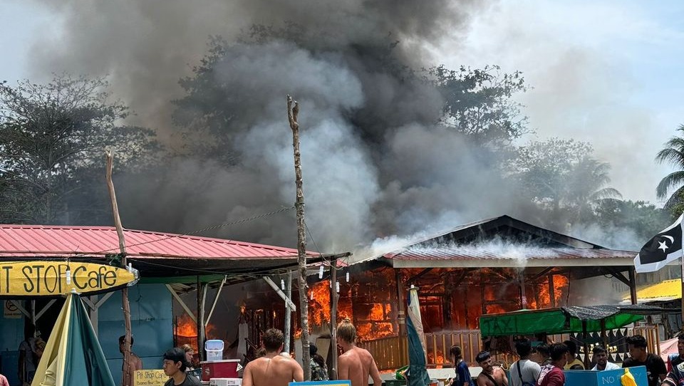 Fundraiser by Nicole Peeters : Fire destroys everything, donate to help ...