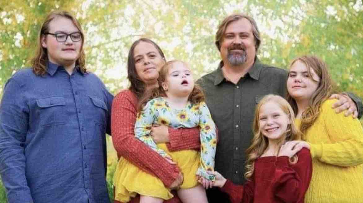 Fundraiser for Lorraine Compton by Tyson Brown : Jeremy Compton Family ...