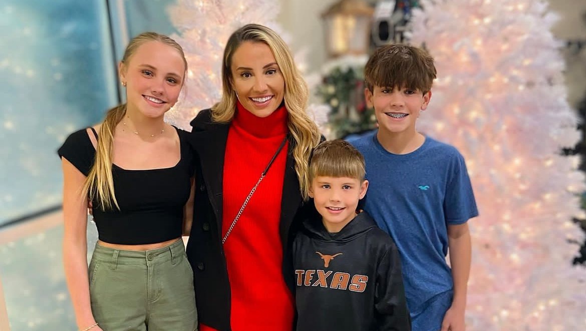 Fundraiser for Kelly Ling by Whitney Wilberts : Support Kelly Ling's ...