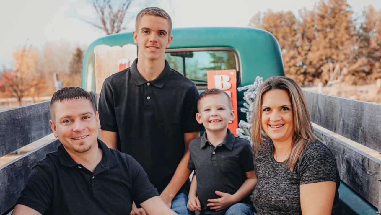 Fundraiser for Linda Davis by Rayya Barcomb : The Davis Family